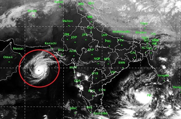 'क्यार'नंतर आता राज्यात 'महा'चक्रीवादळाचे सावट, वादळाची नेमकी दिशा काय ...