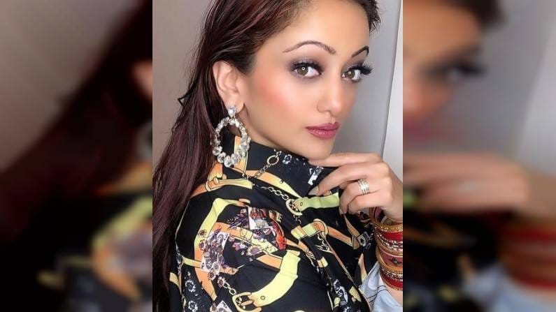 Photo : कूल अँड फंकी, मानसी नाईकचा नवा अवतार - Marathi News | Cool and ...