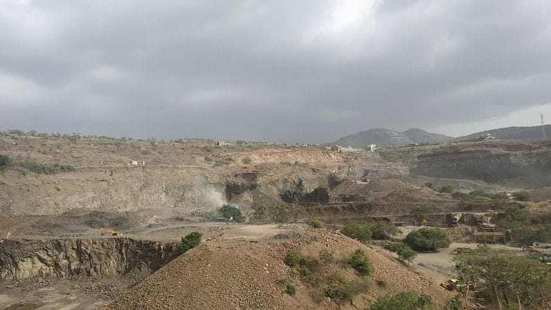 नवी मुंबईतील प्रकल्पग्रस्तांच्या 102 दगडखाणी पुन्हा सुरु होणार, 35 ते ...