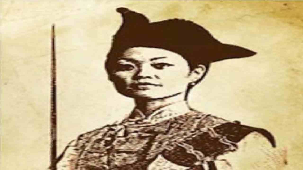 सत्तेच्या लालसेपोटी दत्तक मुलाशीही अनैतिक संबंध, राणी चिंग शी नेमकी कोण ...