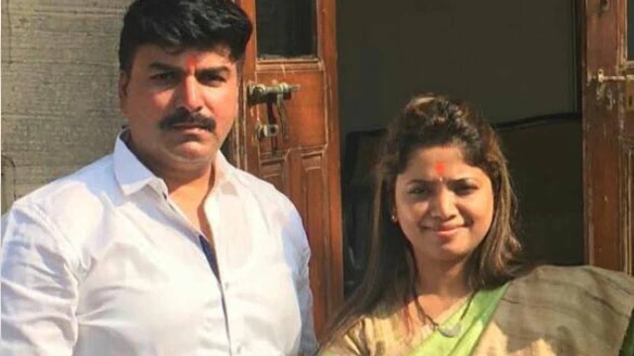 खासदार राहुल शेवाळे यांच्या पत्नी खंबीरपणे पाठीशी, 'महिलेचा आरोप म्हणजे ...