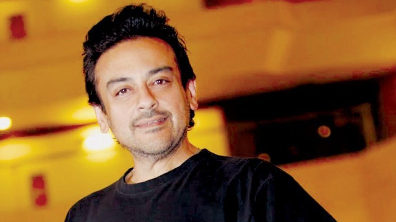Adnan Sami: 'अलविदा' म्हणत अदनान सामीने इन्स्टावरील सर्व पोस्ट केले ...