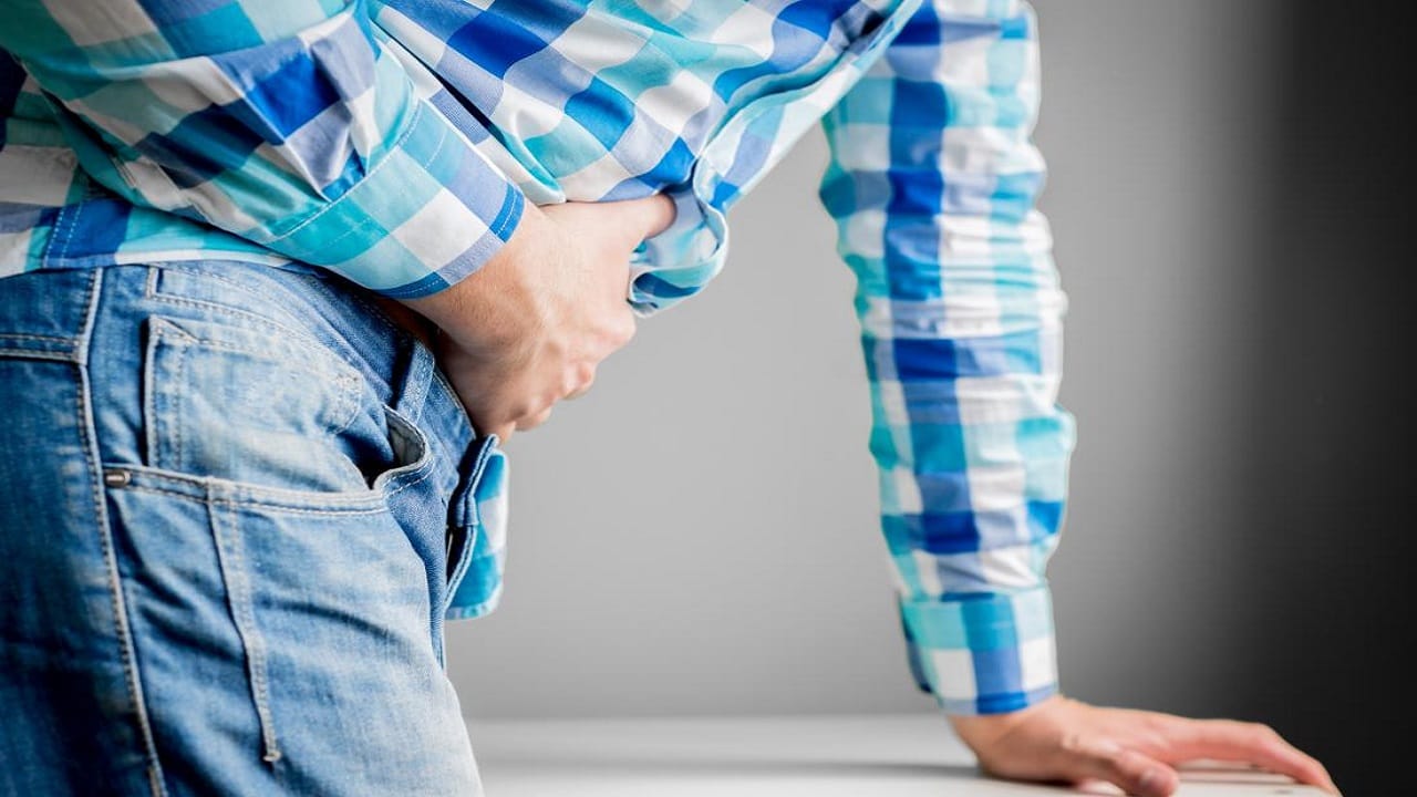 Fart Problem: सँडविच खाल्ल्याचा भयानक दुष्परिणाम; पाच वर्षापासून एक ...