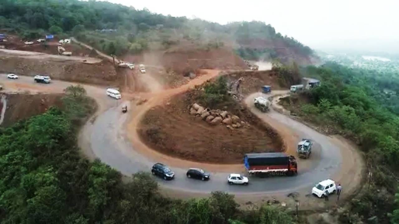 बाप्पा पावला! रात्री 12 नंतर परशुराम घाट आता सर्व वाहनांसाठी खुला, 2 ...