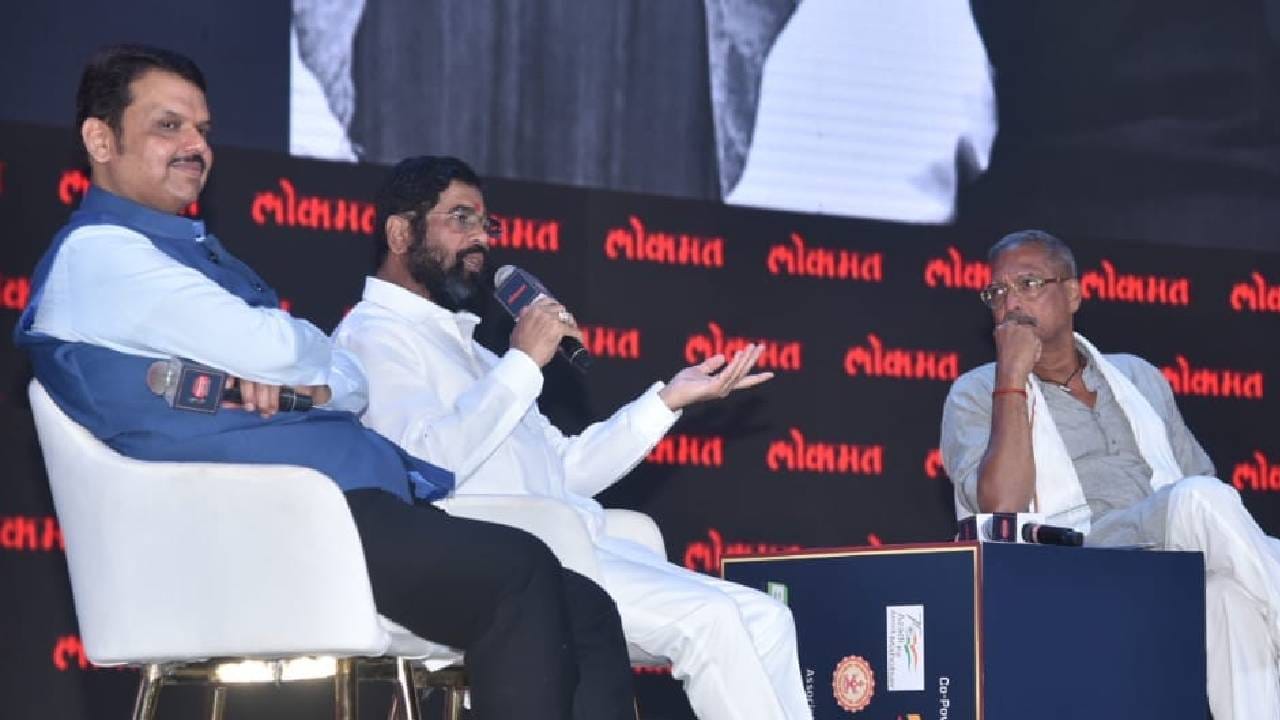 फडणवीस-शिंदे व्यासपीठावर होते, नाना पाटेकरांनी गाढवाची 'ती' गोष्ट ...
