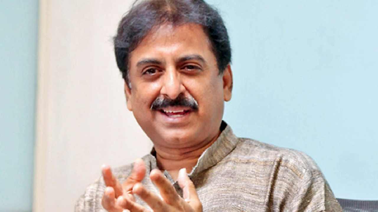 'नरेंद्र मोदी यांचा ग्राफ घसरला की केजरीवालांच्या हाती हिंदुत्वाचा ...