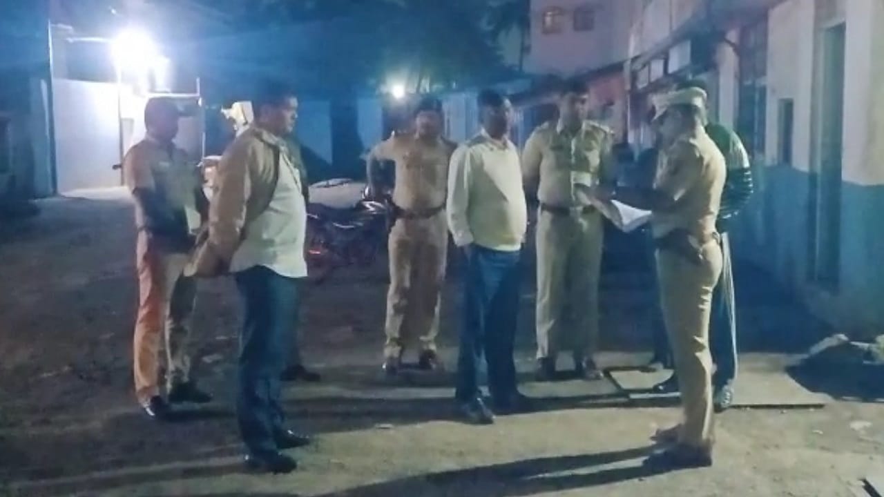 पोलिसांना कोण देतंय आव्हान, खुले आम गोळीबार झाल्याने शहर हादरलं ...