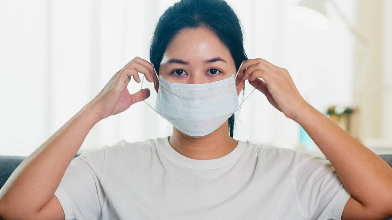 Corona : केरळमध्ये मास्क लावणे अनिवार्य, राज्यात Covid 19 च्या सर्वाधिक ...