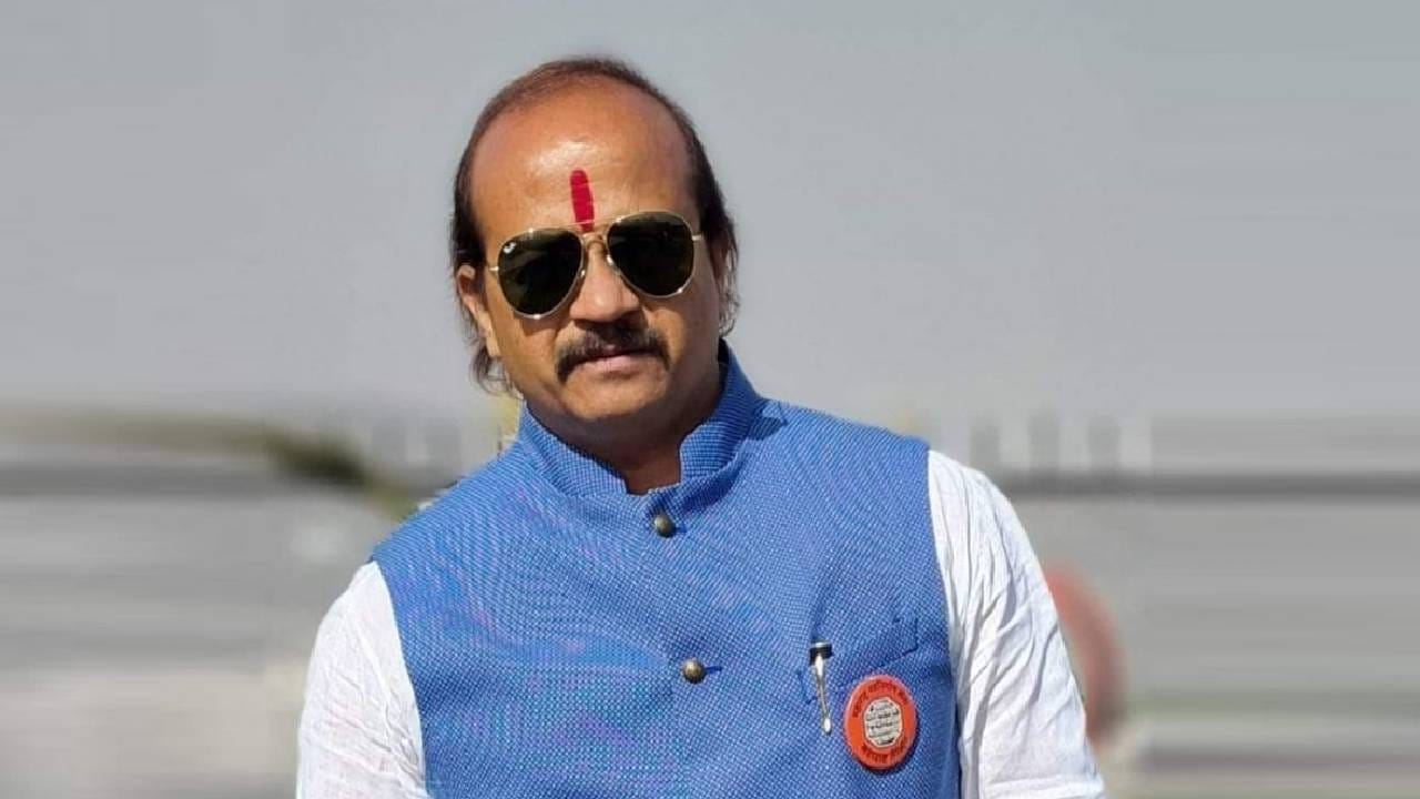 अन् मनसे नेते वसंत मोरे पक्षात पुन्हा नाराज, काय आहे कारण? - Marathi ...