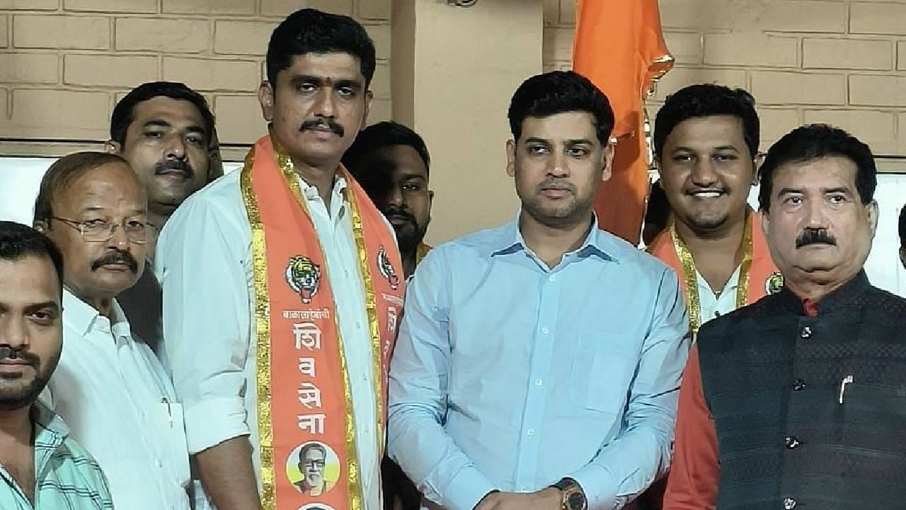 मनसेला नवी मुंबईत मोठं खिंडार, दीड महिना वाट पाहिली, काहीच घडलं नाही ...