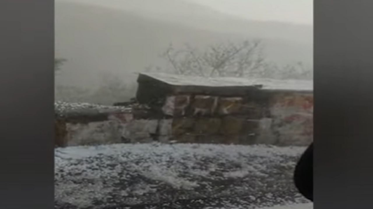 हे काश्मीर नाही तर पुणं आहे पुण्यातील या भागात झाला गारांचा पाऊस बघा व्हिडीओ Marathi News
