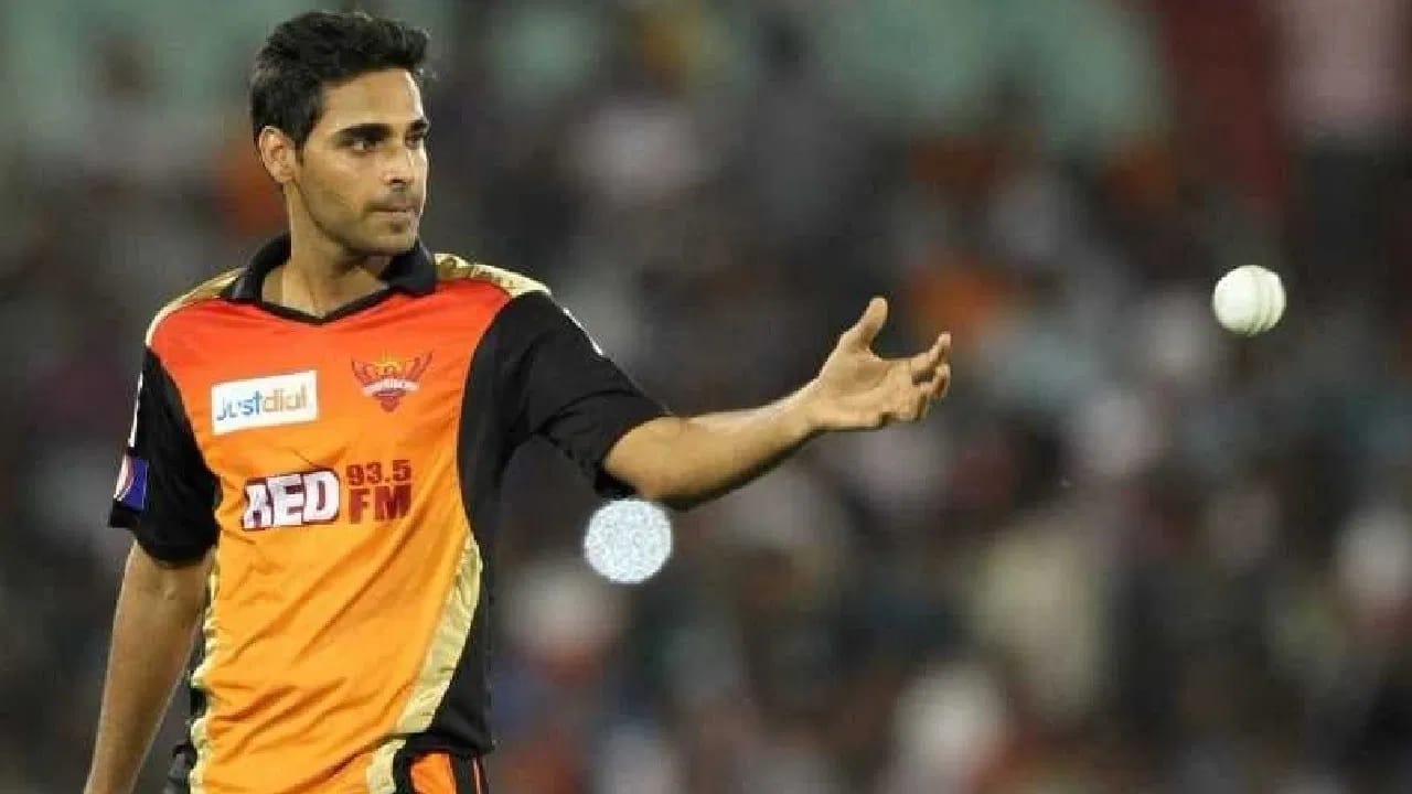 IPL 2023 : भुवनेश्वर कुमारच्या नावावर नवा विक्रम, पहिल्या षटकात अशी ...