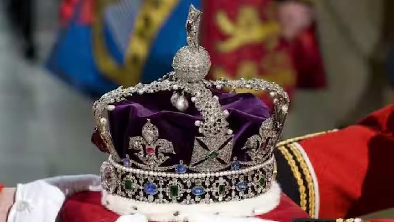 कोहिनूर हिरा, रत्नांची सजावट; 'हा' आहे जगातला सर्वात शक्तीशाली मुकुट ...