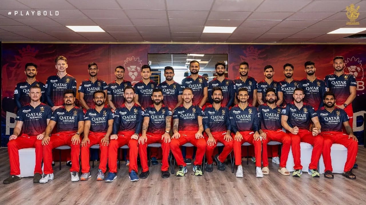 IPL 2023 : आरसीबी संघातून या तीन जणांना मिळणार डच्चू ! पाहा कोण कोण आहे ...