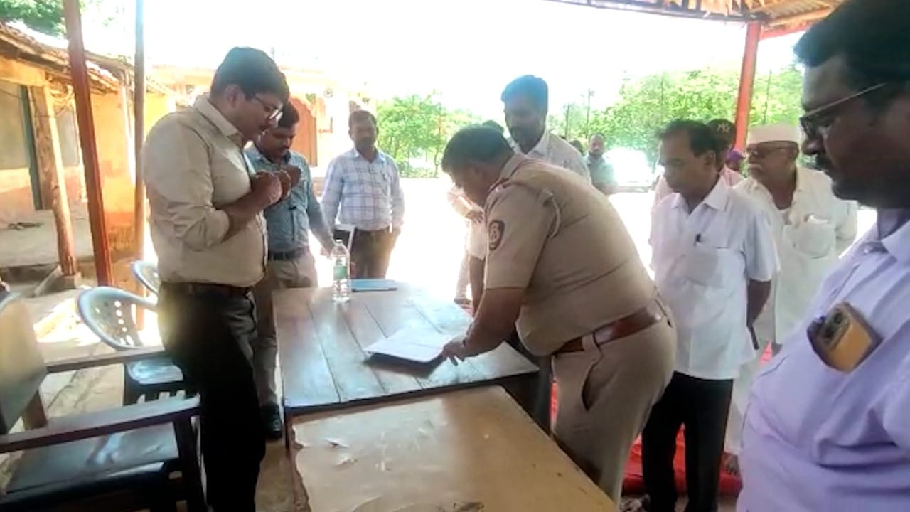 VIDEO | पुण्याच्या भोर तालुक्यात प्रशासनाची कसली पळापळ? पावसाळ्याआधीच ...