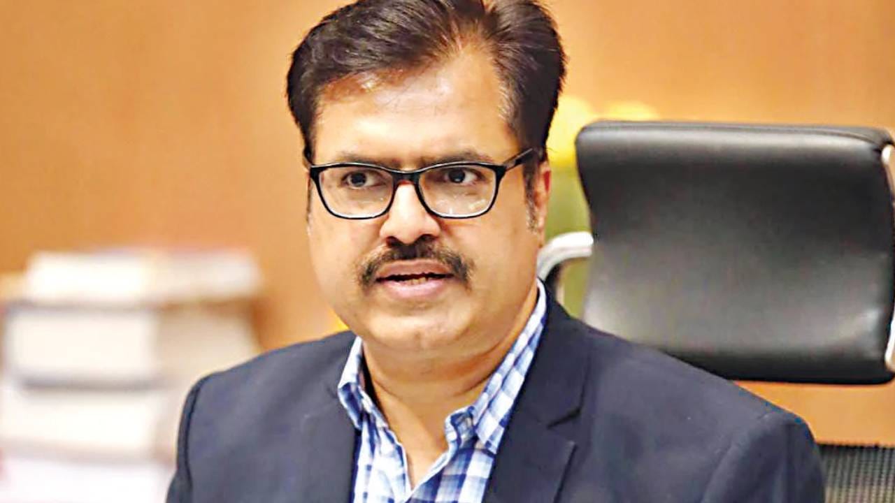 शिक्षण विभागातील बाजारीकरण चव्हाट्यावर, शिक्षण आयुक्तांचा लेटर बाँब ...