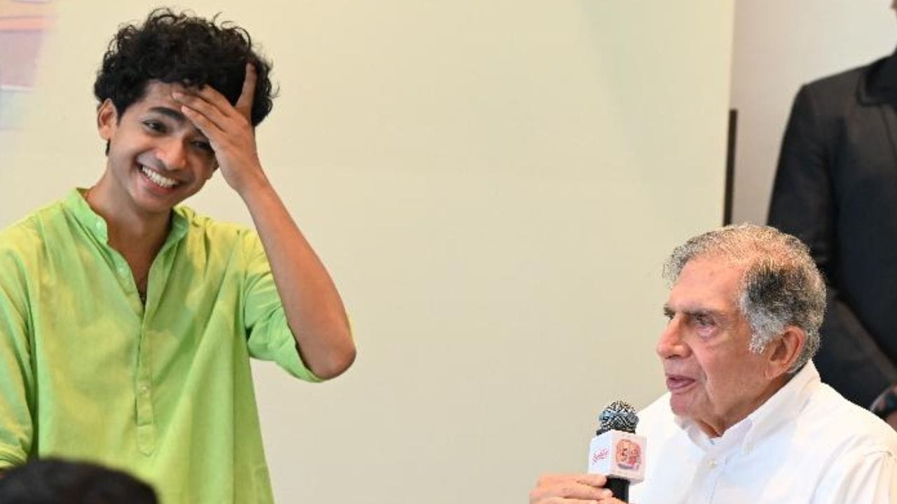 रतन टाटांसोबत अनेकदा दिसणारा हा मुलगा करोडोंमध्ये कमावतो, जाणून घ्या ...