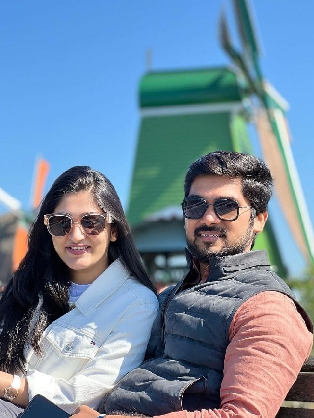 आमदार ऋतुराज पाटील यांचा पत्नीसोबत खास लूक, फोटो व्हायरल – TV9 Marathi ...