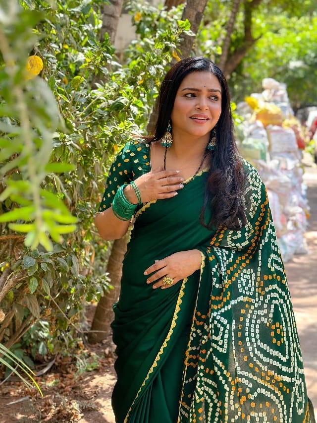 Deepa Chaudhari : बाईपण भारी देवा, अभिनेत्री दीपा चौधरीचा खास लूक – TV9 ...