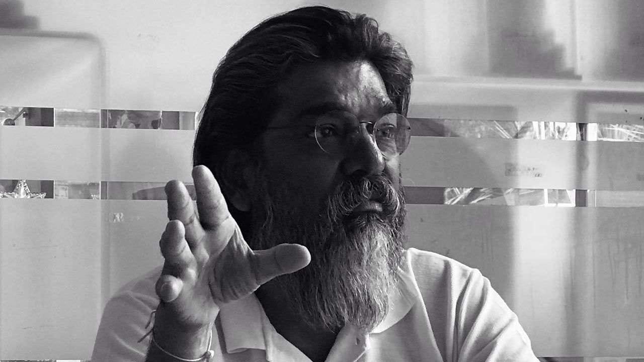 'आत्महत्येस प्रवृत्त केलं', नितीन देसाई यांच्या पत्नीची पोलिसांत तक्रार ...