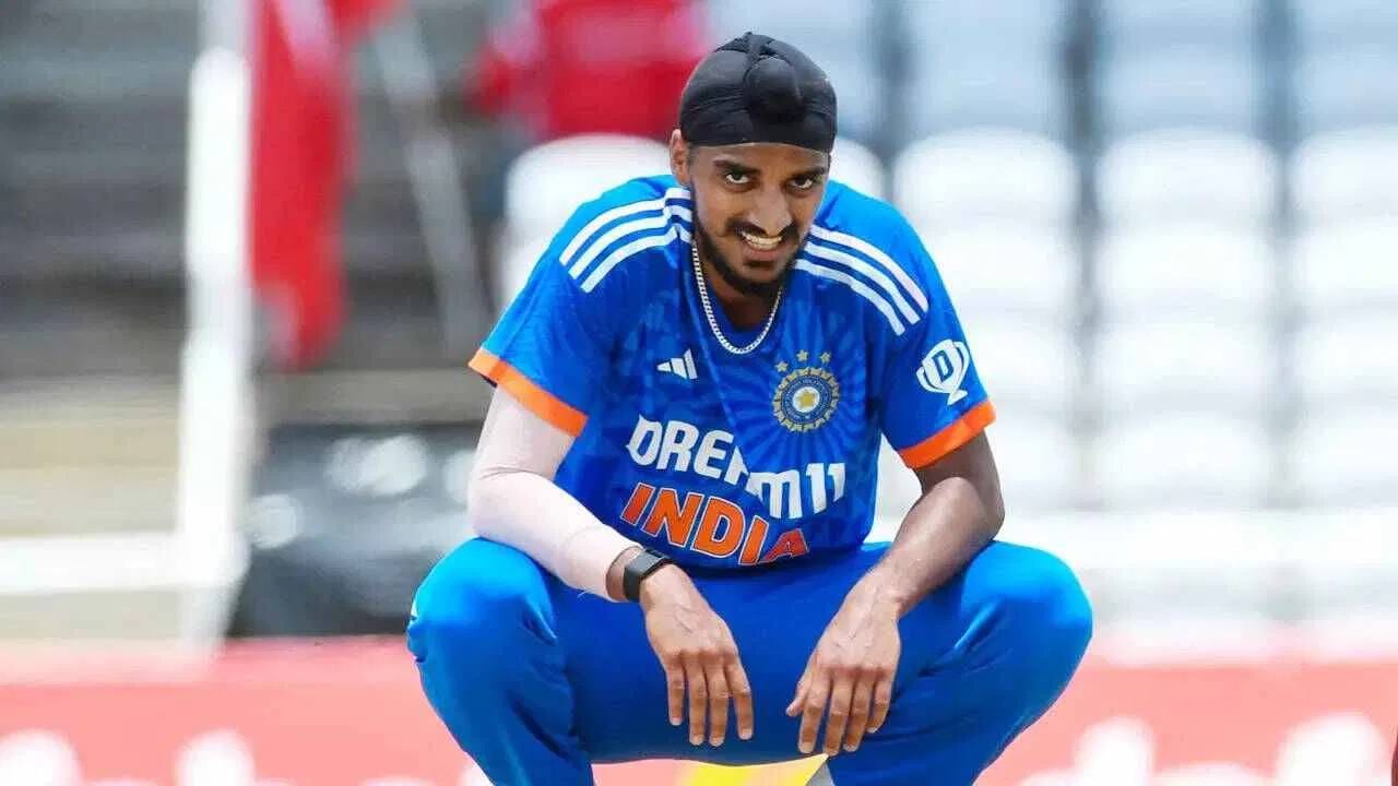 अर्शदीप 16 नो बॉल्ससह तिसऱ्या स्थानावर पोहोचल्याने मलिंगा चौथ्या ...