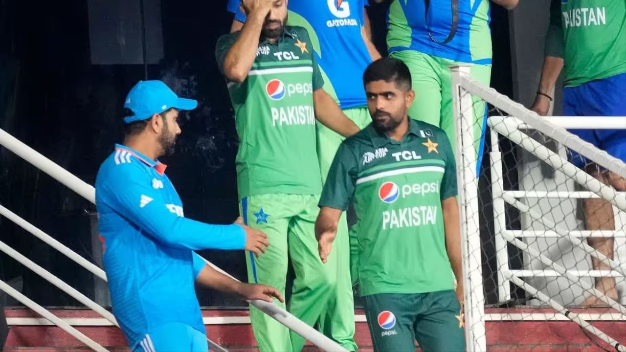 Ind Vs Pak Wc 2023 भारत पाकिस्तान सामना पहायला स्टेडियममध्ये येणार