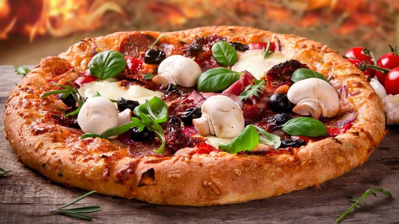 Pune | पिझ्झा डिलिव्हरीला उशिर, ग्राहकाचं अमानुष कृत्य, पुण्यात चाललंय ...