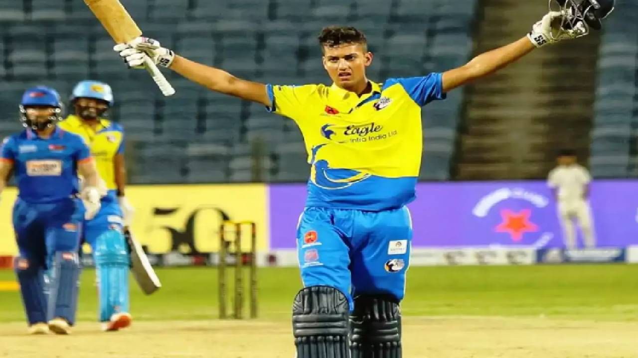 IPL Auction 2024 | सोलापुरच्या मुलाची कमाल, IPL मध्ये 'या' टीमकडून ...