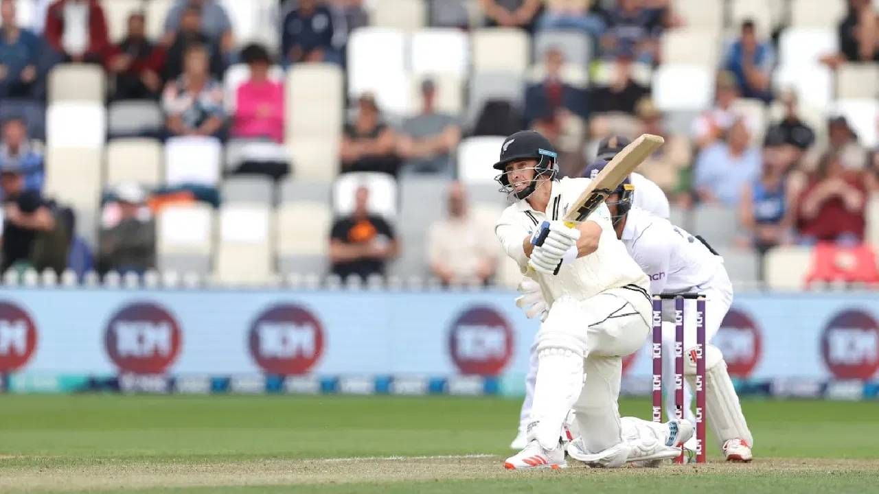 Tim Southee : टिम साउदीचा कसोटी सामन्यात अनोखा विक्रम, षटकारासह नोंदवला ...