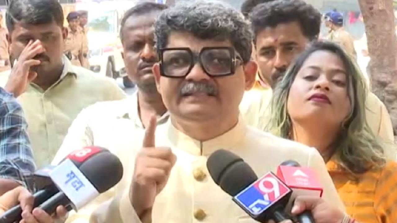 गुणरत्न सदावर्ते यांना दिलासा, सनद निलंबित करण्यासंदर्भात 'बार काऊंसिल ...