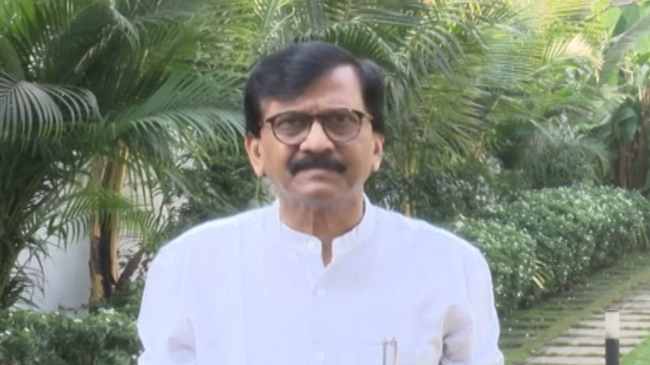 ...म्हणून सूरज चव्हाणांना अटक अन् राजन साळवी यांच्या घरावर धाड; संजय ...