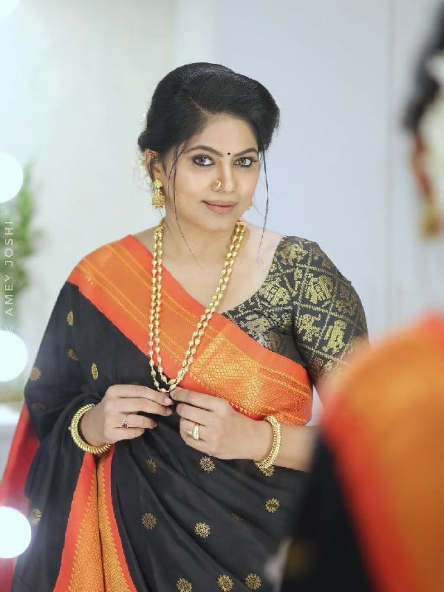 ...अन् ट्रॅक्टरसकट आमदार अडकले पुराच्या पाण्यात - Marathi News | Beed ...