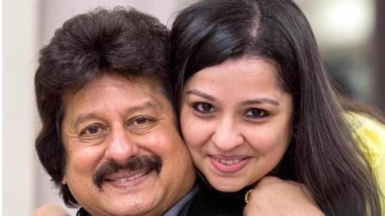 Pankaj Udhas Love Story : पंकज उधास पाहताच एअर होस्टेसच्या पडलेले ...