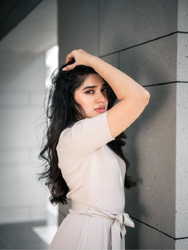 ‘या’ अभिनेत्रीच्या सौंदर्या पुढे चंद्र फेल, चाहते म्हणाले… – TV9 Marathi