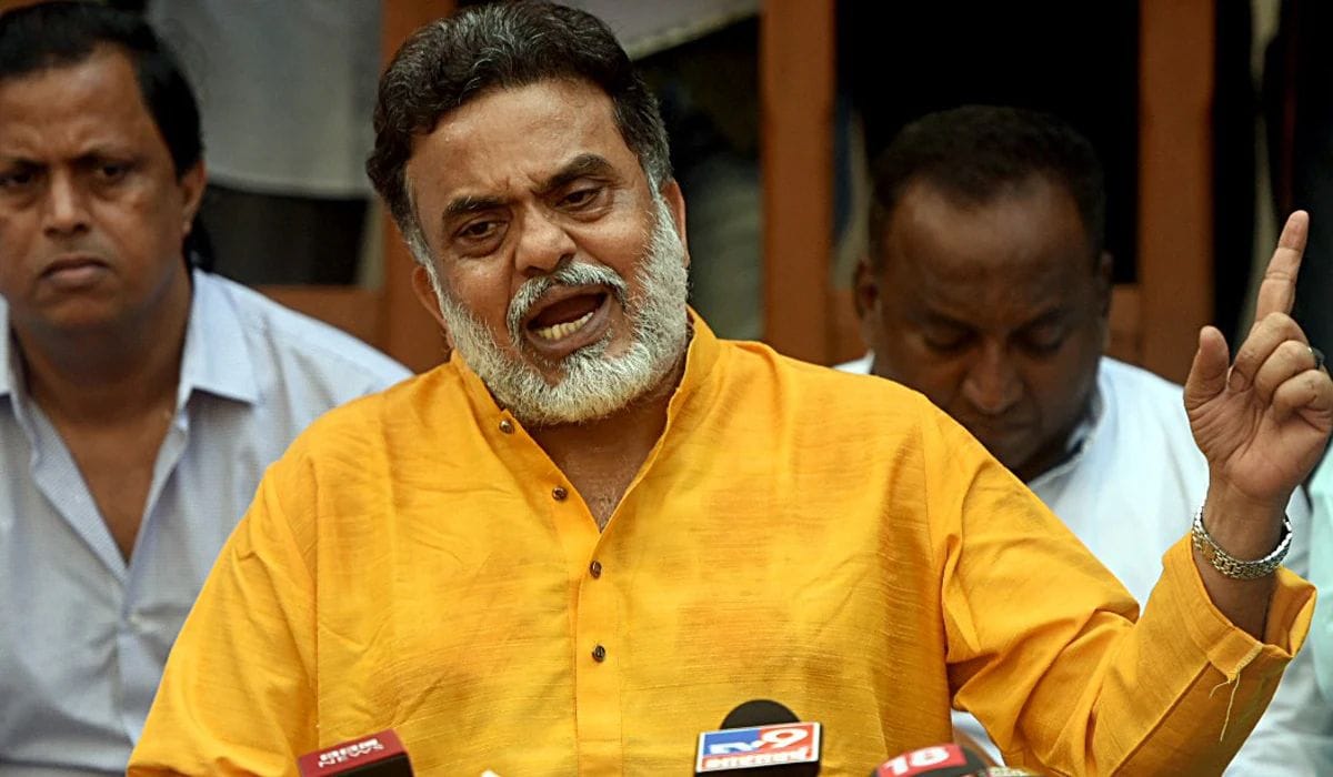 संजय निरुपम भाजपमध्ये जाणार? उद्या जाहीर करणार आपली भूमिका - Marathi News | Congress Leader ...