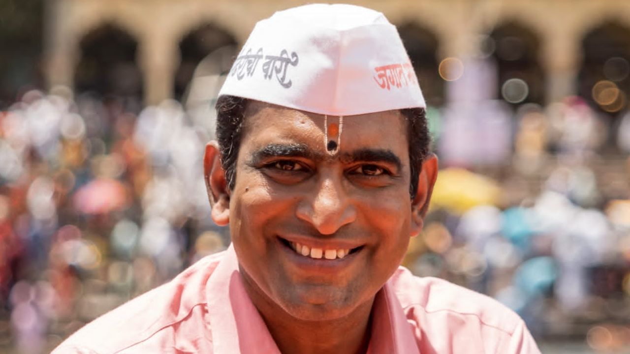 संदीप पाठकच्या 'जगात भारी पंढरीची वारी'तून विठू-रखुमाई भक्तांना ...