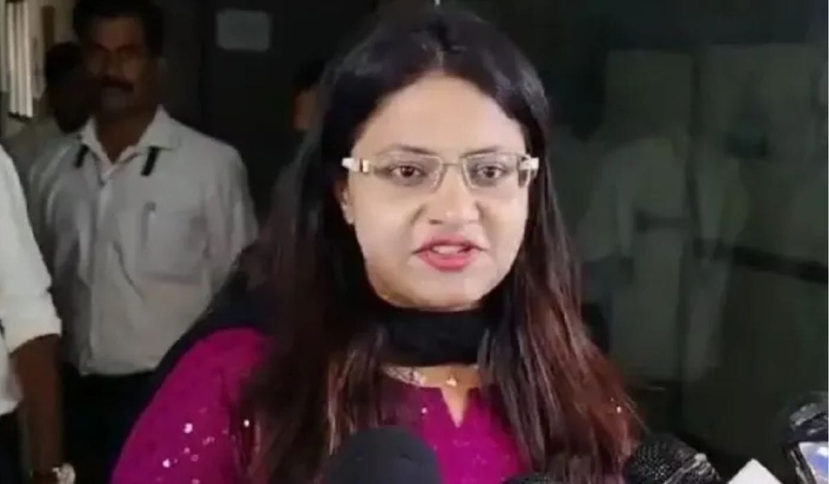 आयएएस पूजा खेडकर प्रकरणानंतर चर्चेत आलेला दिव्यांग कोटा नक्की काय आहे? - Marathi News | After ...