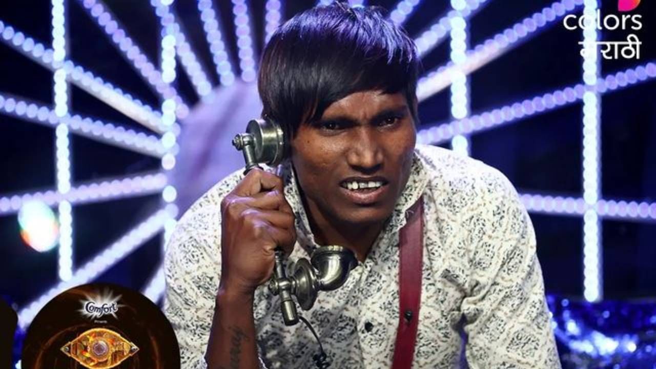 मी एकटा पडलोय आई, का सोडून गेलीस मला...; सूरज चव्हाणचा काळीज हेलावणारा ...