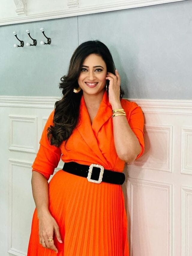 श्वेता तिवारीच्या हॉट अदा, चुकवतेय चाहत्यांच्या काळजाचा ठोका – TV9 Marathi