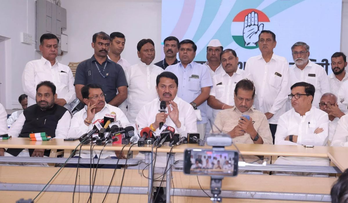 संध्याकाळी 5 ते रात्री 11.58 पर्यंत मतदान वाढलं कसं?, विरोधक EVM विरोधात आक्रमक - Marathi News ...