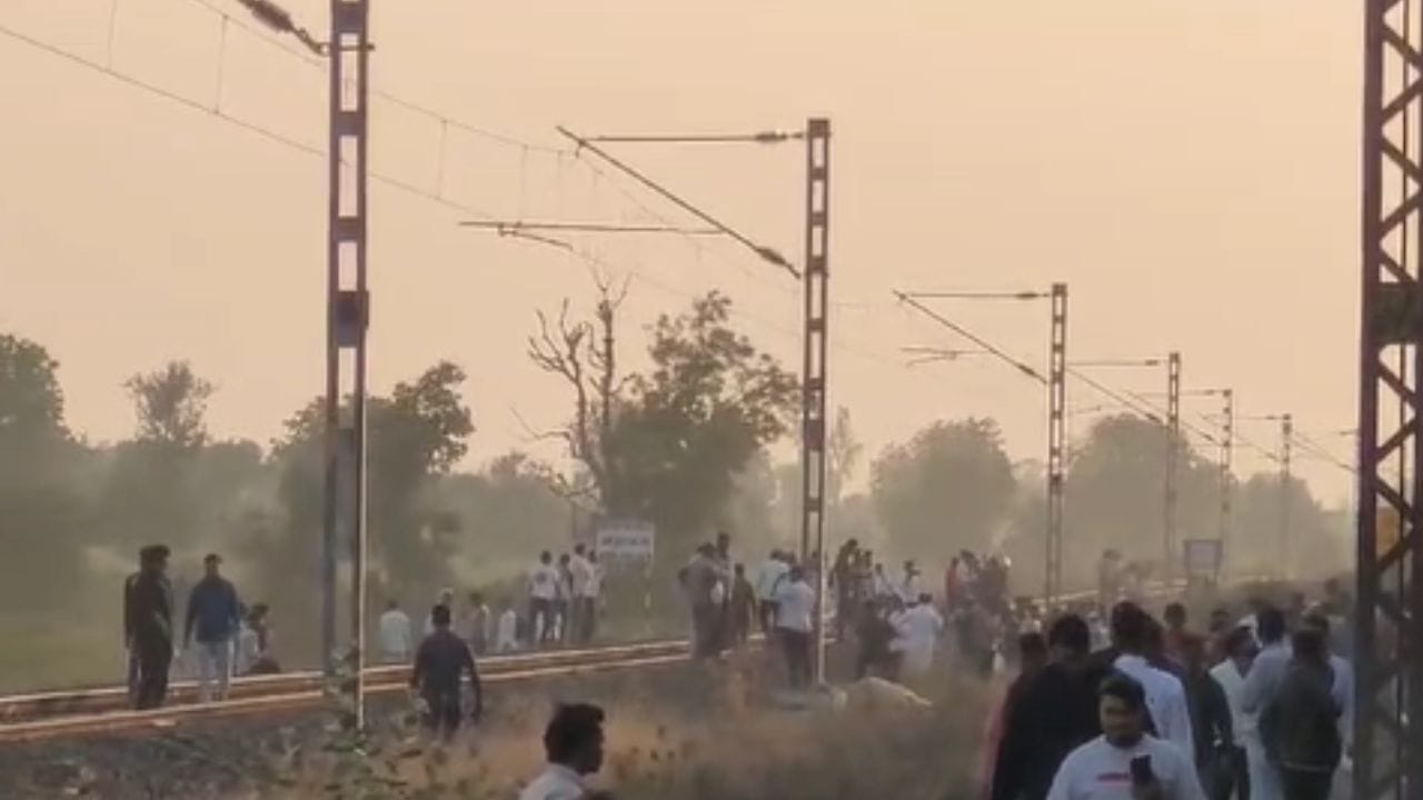 Pushpak Express accident : ...म्हणून 11 जणांचा गेला बळी, जळगावच्या भीषण ...