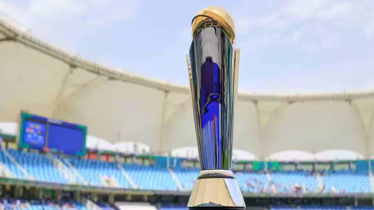 T 20i Series : पाकिस्तानविरुद्ध 5 टी 20 सामन्यांसाठी टीम जाहीर ...