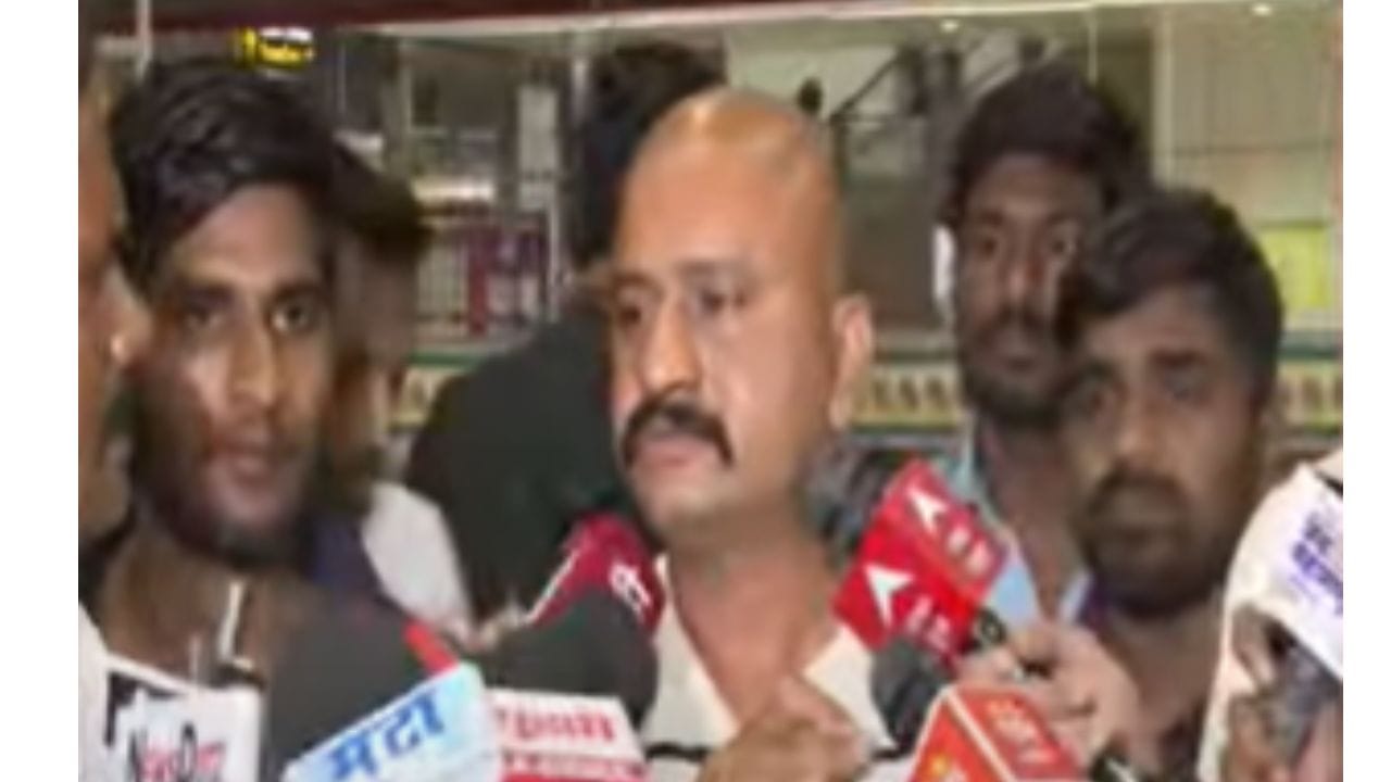 'कराडच्या एन्काऊंटरची चर्चा बंद दाराआड'; पुण्यात येताच रणजित कासलेंची A टू Z माहिती - Marathi ...