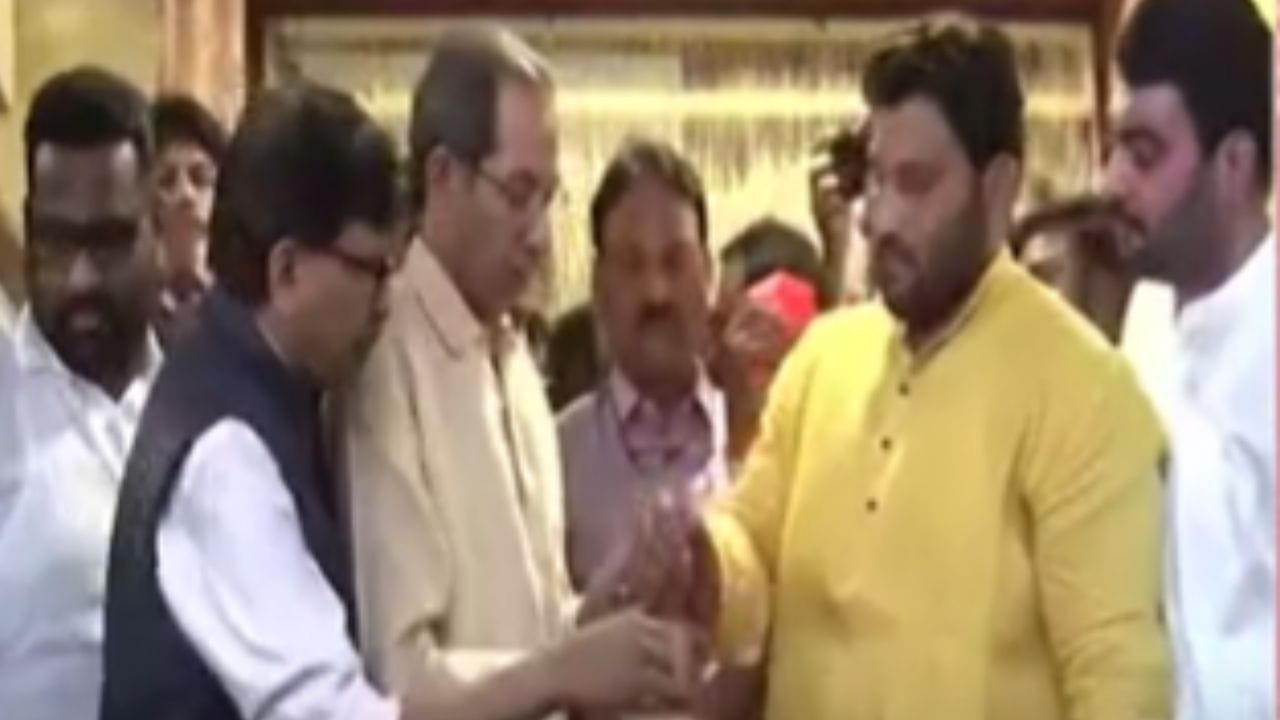 Chandrahar Patil : चंद्रहार पाटील ठाकरेंची साथ सोडणार; शिरसाट यांचं ...