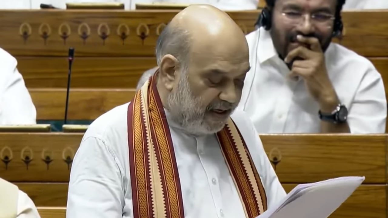 पाकव्याप्त काश्मीरला पंडित जवाहरलाल नेहरूच जबाबदार; अमित शाह यांचा इतिहासाचा दाखला देत खळबळजनक ...