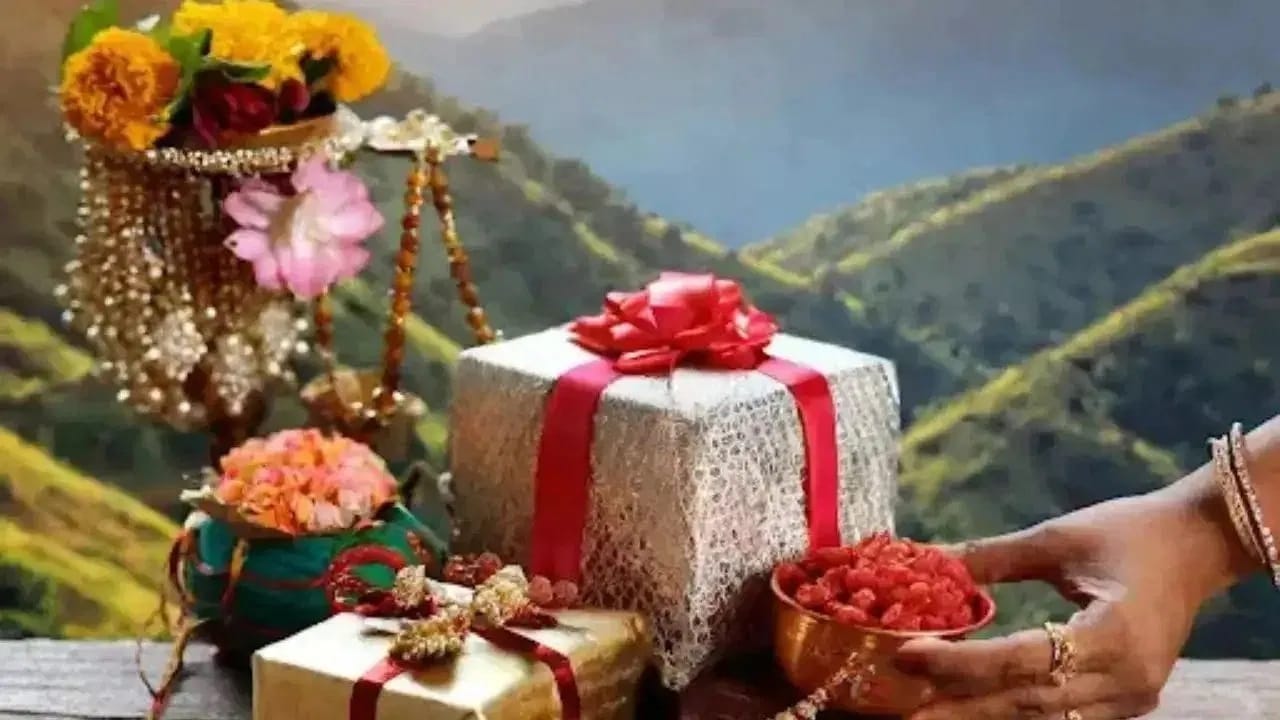 या गोष्टी भेट म्हणून देणारी व्यक्ती जगते आनंद आणि समृद्धीने आयुष्य ...