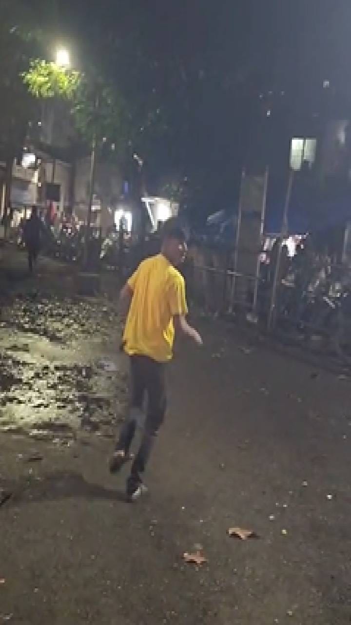 ठाण्यातील गोकुळ नगरात दोन गाव गुंडांमध्ये हाणामारी Thane gokul nagar ...