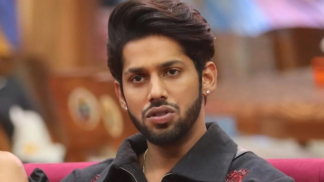 Bigg Boss 19 : माझ्या बहिणीसोबत का झोपेन..., बाहेर येताच सलमान खानवर का ...